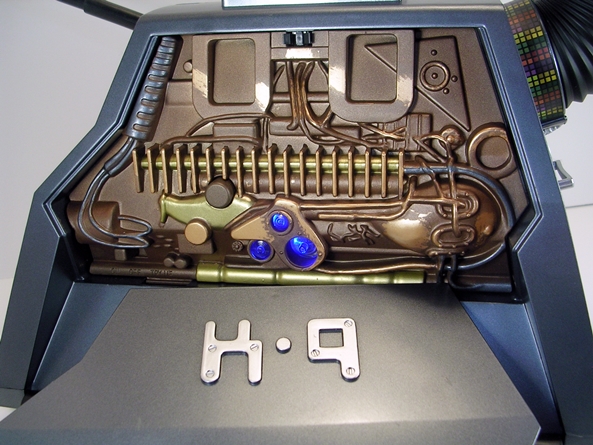 Doctor Who: K9 Mark II Quarter-Scale RC figure by Character Options ...