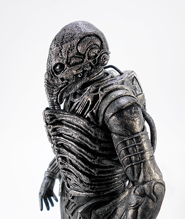Prometheus: Engineer (Pressure Suit and Chair Suit) by NECA | FigureFan ...