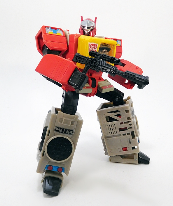 Transformers Titans Return: Twin Cast and Blaster by Hasbro | FigureFan ...